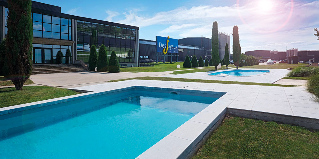 Gammes Piscines | Piscines Desjoyaux